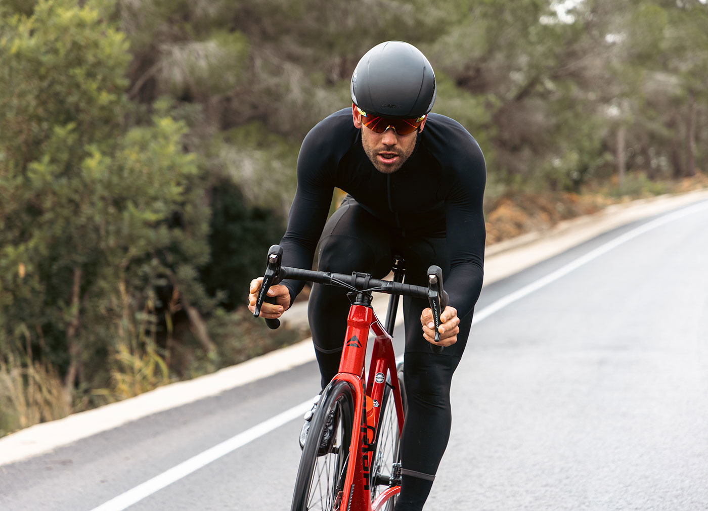 Strada Aeroshell | Lazer